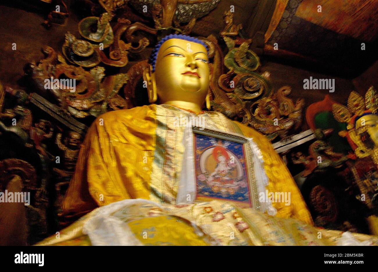 Buddhist statue in Lhasa temple Tibet Stock Photo - Alamy