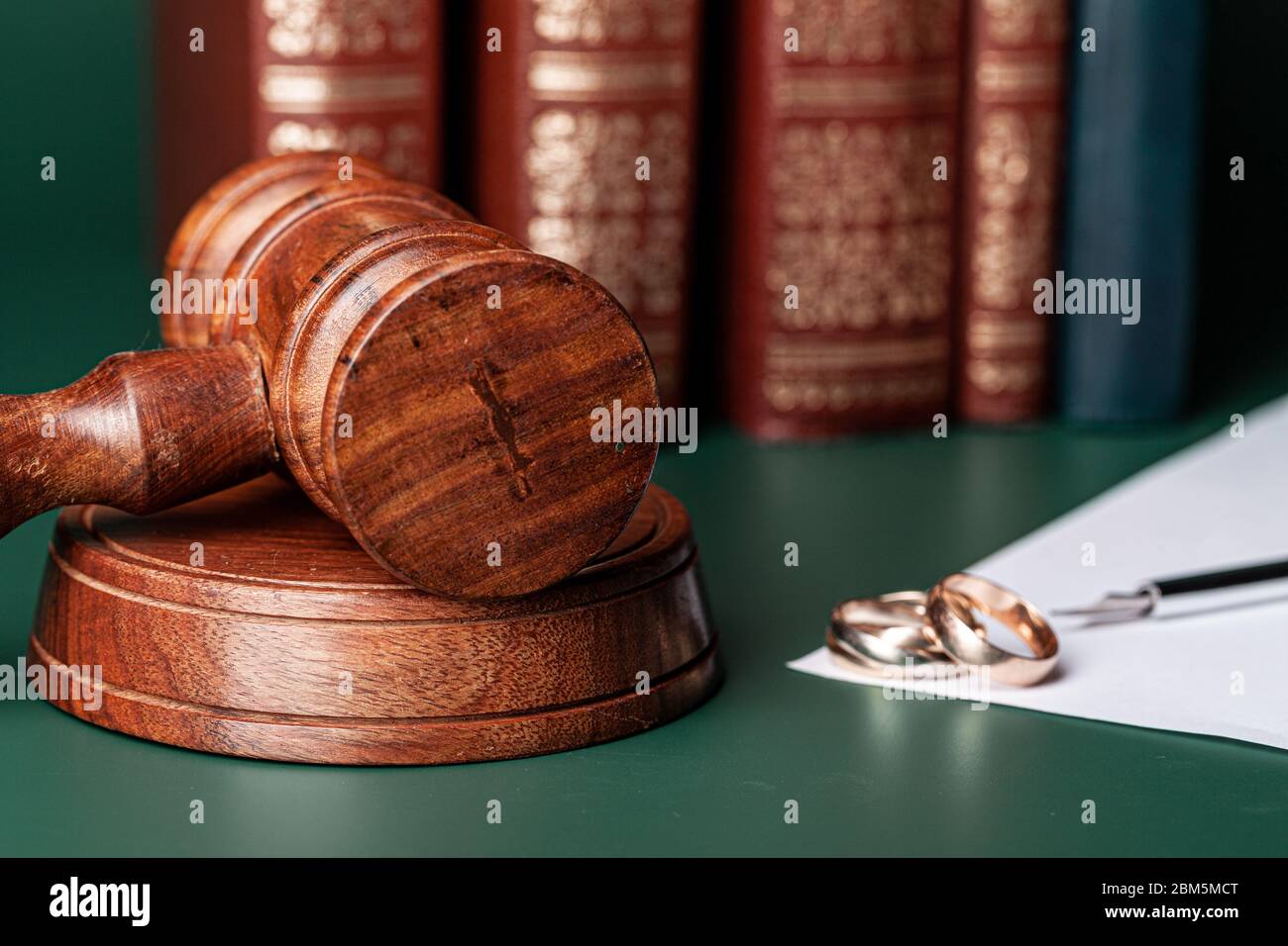 Courtroom wedding hi-res stock photography and images - Alamy