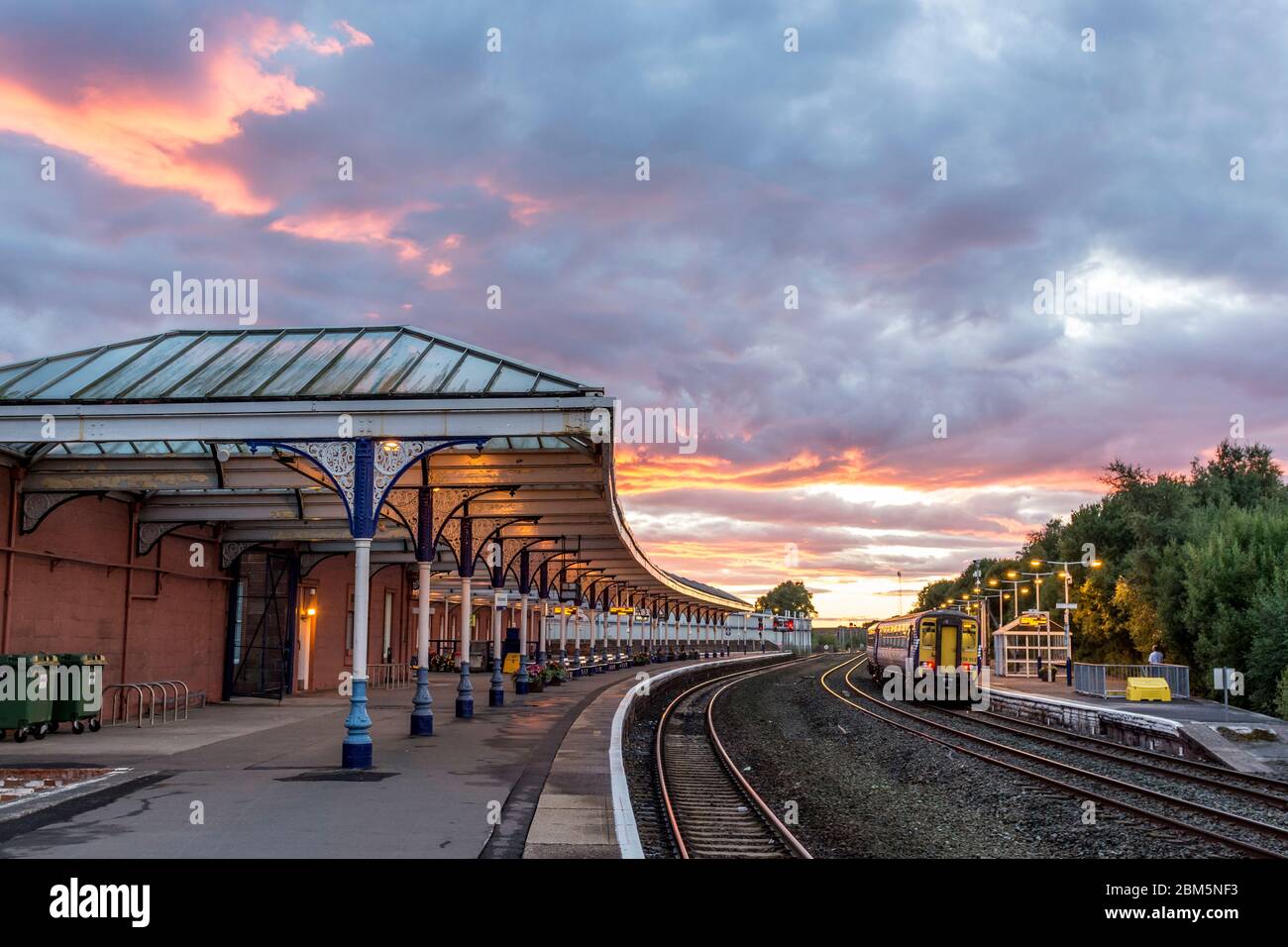 Station architecture scotland hi-res stock photography and images - Alamy