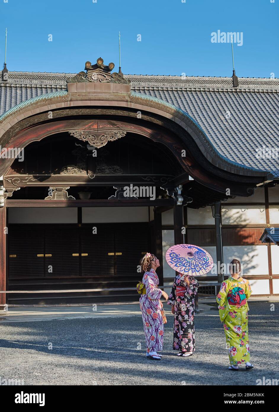 Kyoto / Japan - November 12, 2017: Girls in traditional Japanese ...