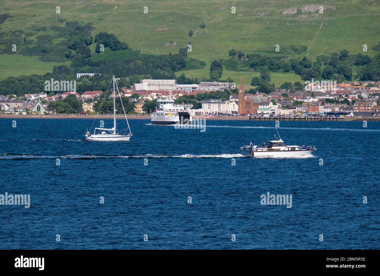 millport ferries from largs to millport, great cumbrae, ayrshire Stock ...