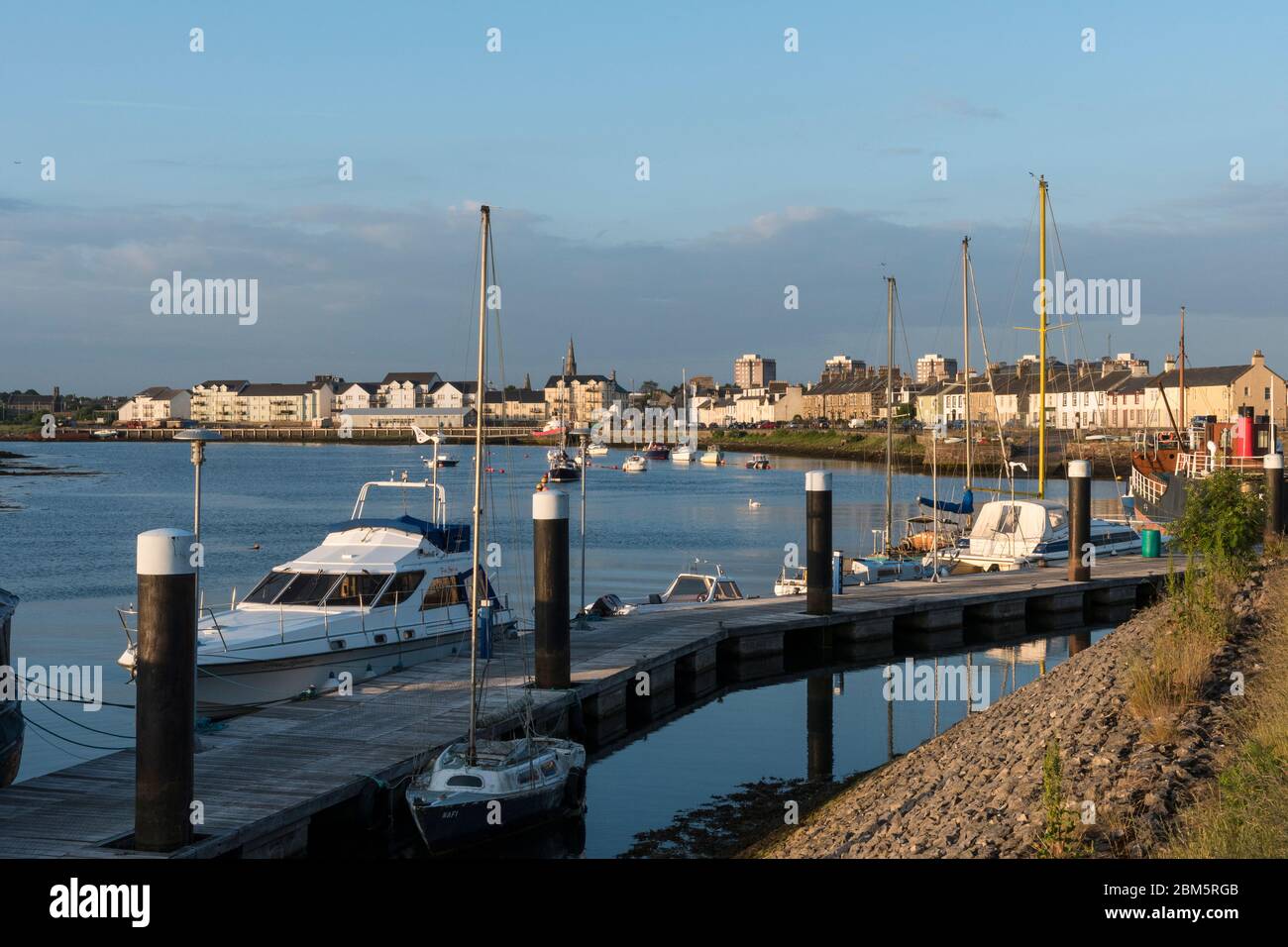 Irvine harbour hi-res stock photography and images - Alamy