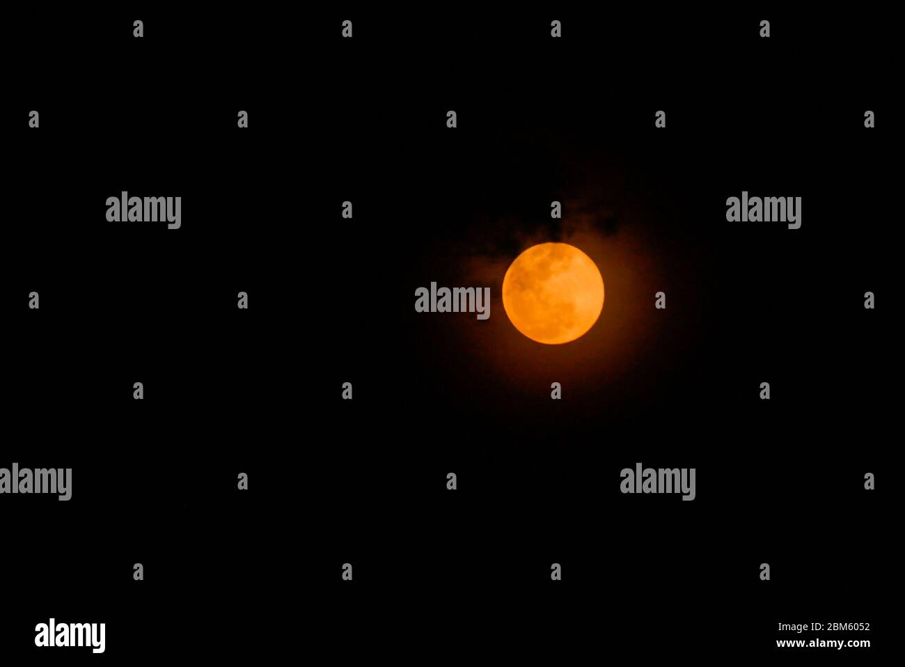 Mandaluyong, National Capital Region, Philippines. 7th May, 2020. Super ...