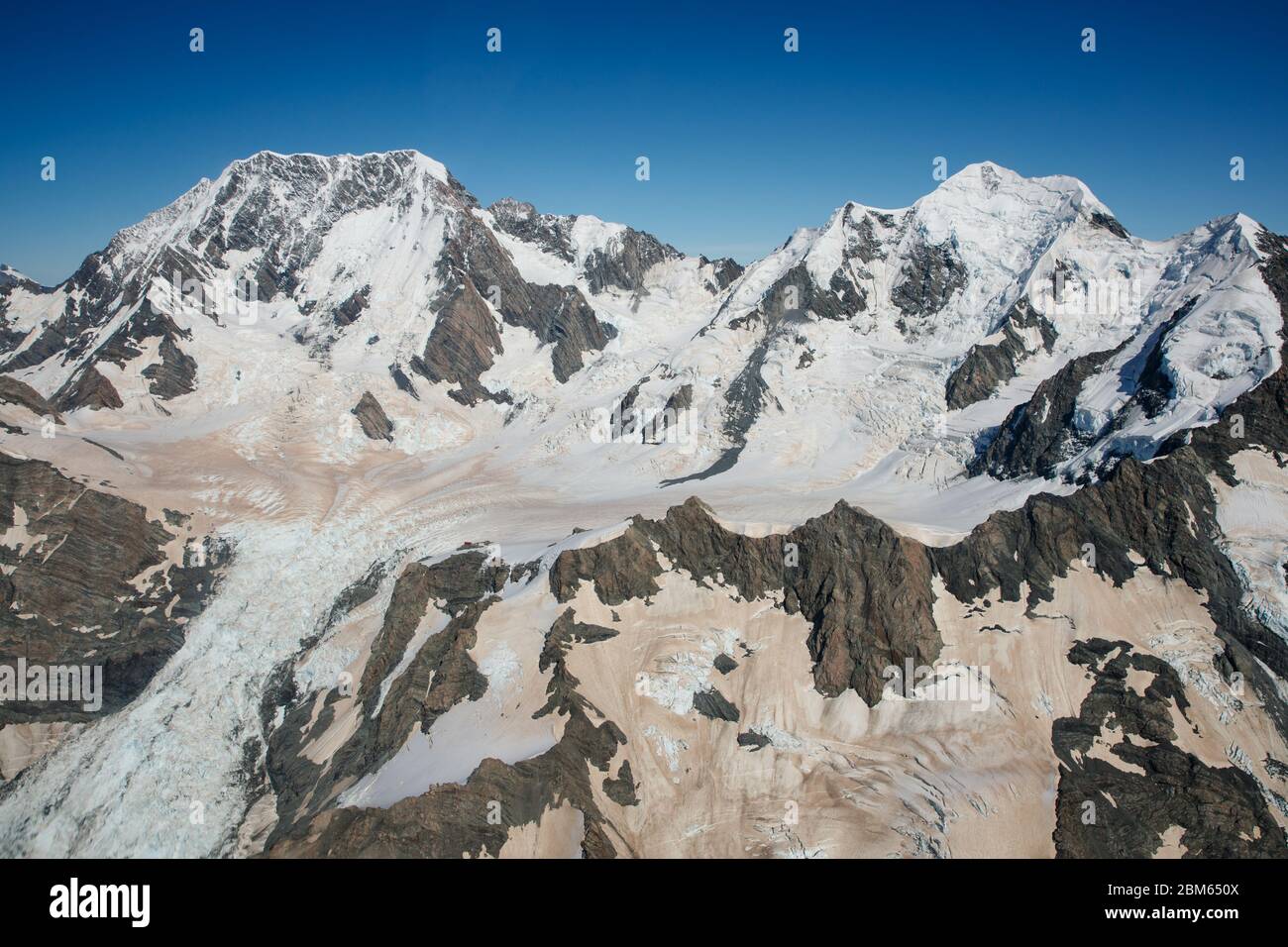 Aerial view mount fox hi-res stock photography and images - Alamy