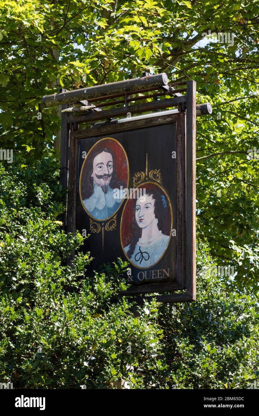 King and queen hamble hi-res stock photography and images - Alamy