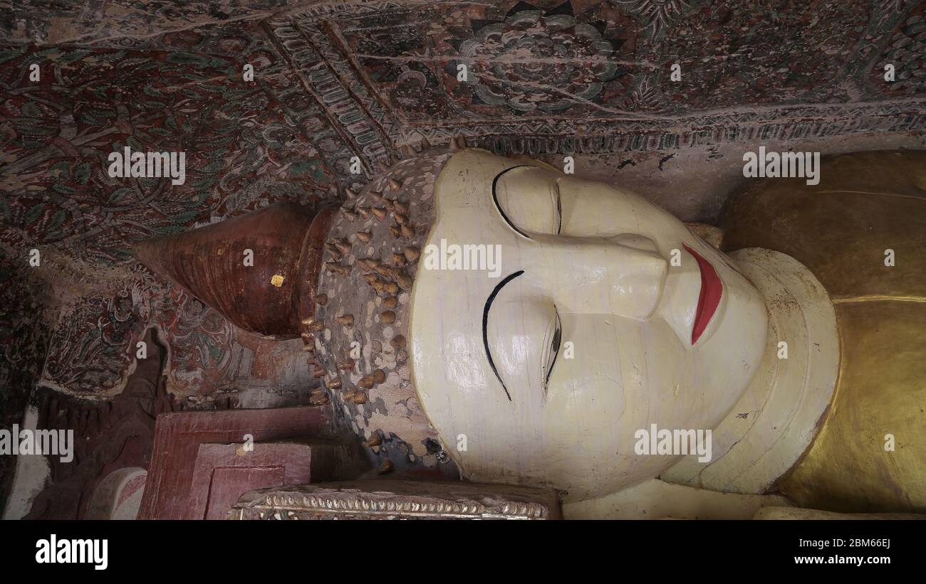 Pho Win Taung Caves Complex Stock Photo - Alamy