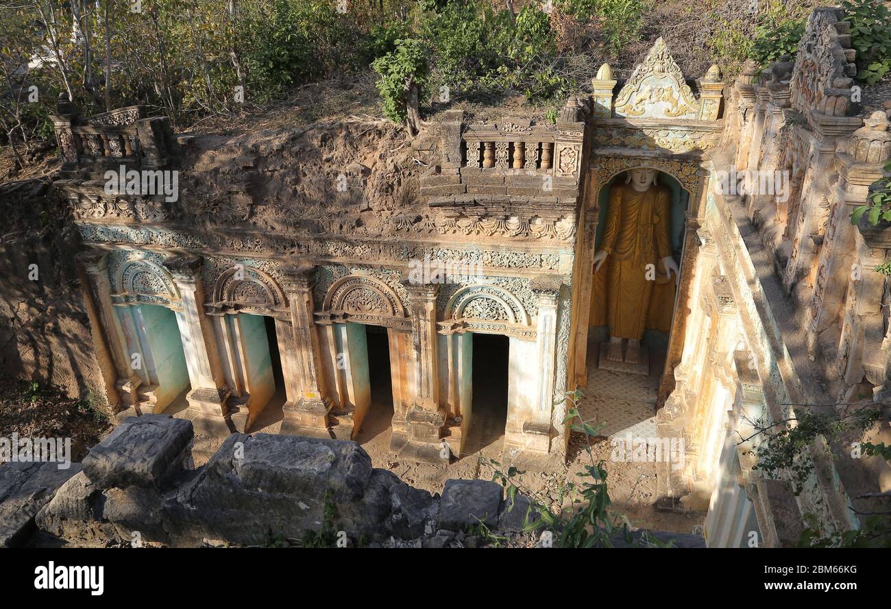 Caves complex hi-res stock photography and images - Alamy