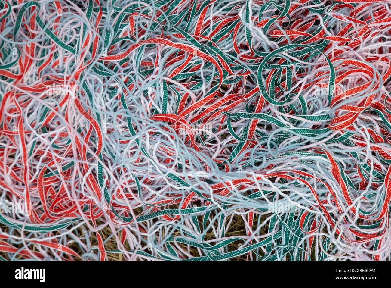 Weaving embroidery hi-res stock photography and images - Alamy