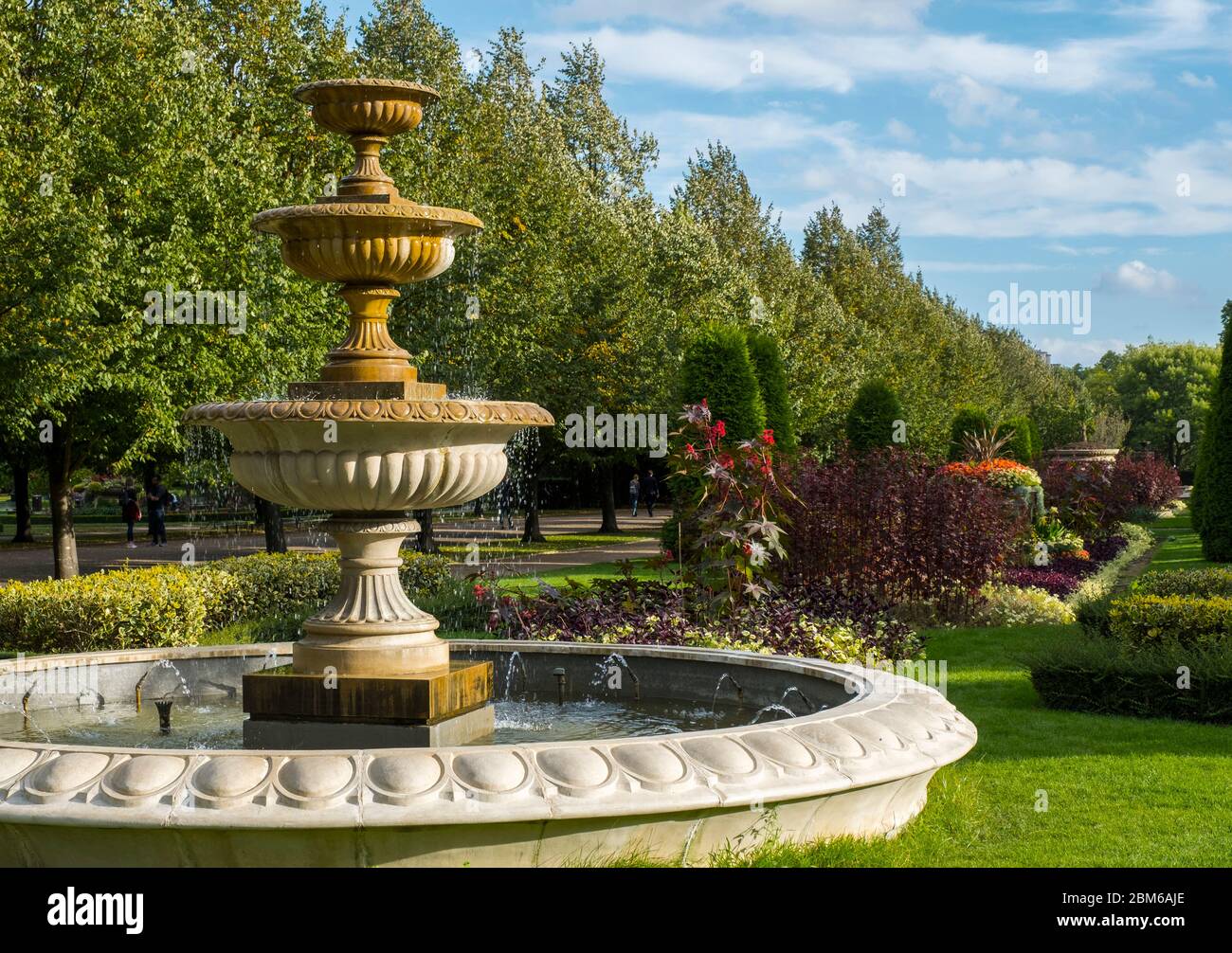 Regent Park Gardens High Resolution Stock Photography and Images - Alamy