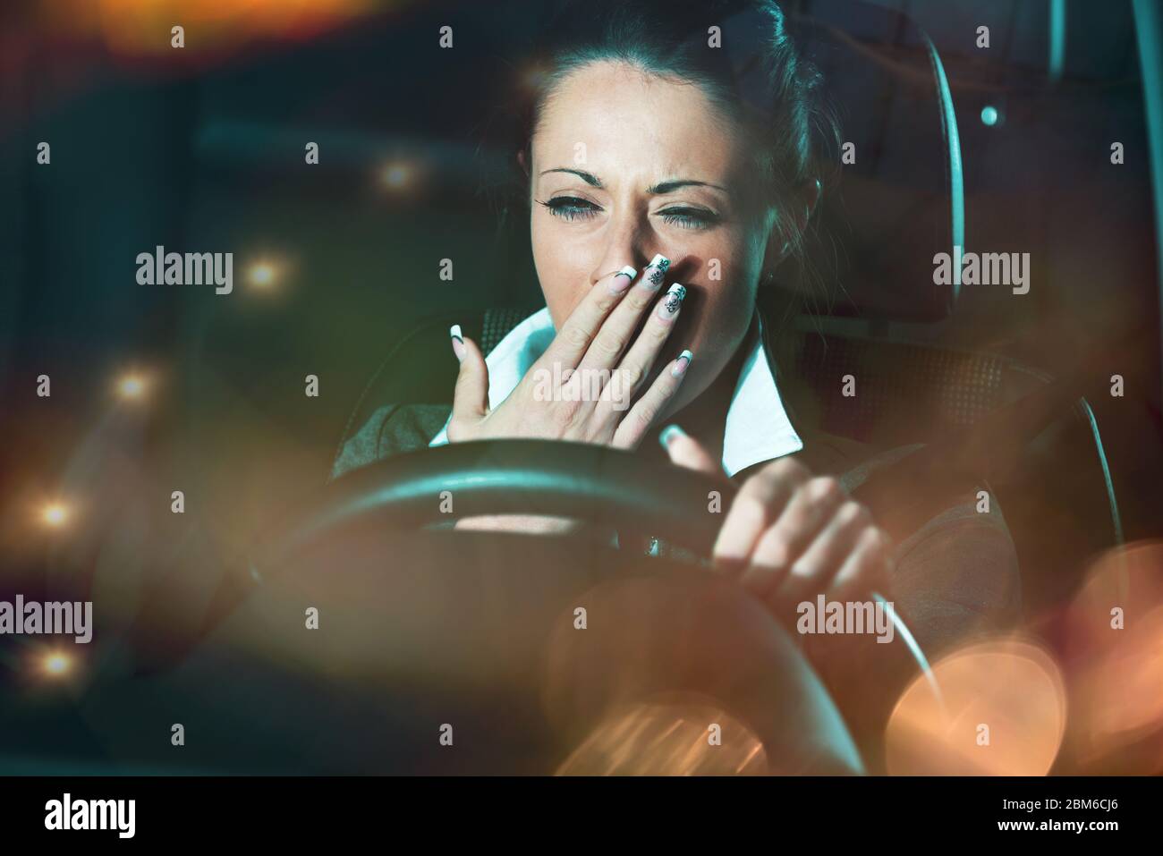 Woman dark night danger car hi-res stock photography and images - Alamy