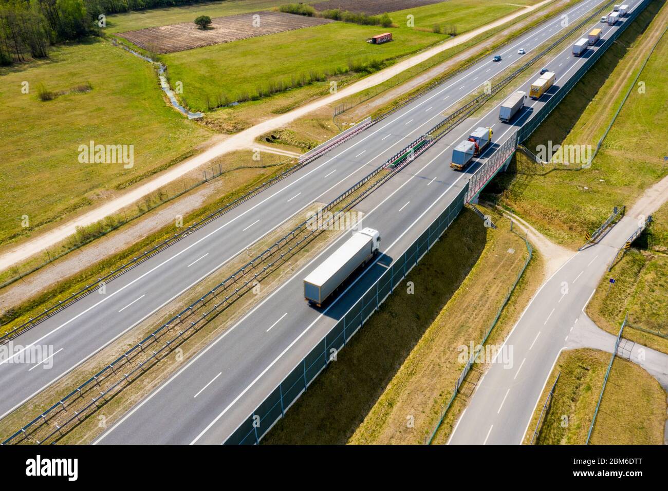 Aerial view tractor pulling trailer hi-res stock photography and images ...