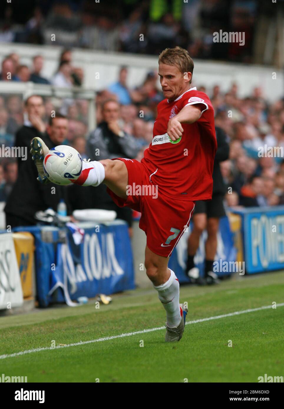 LONDON,UK.AUGUST 12: Mark Gower of Southend United during Championship ...