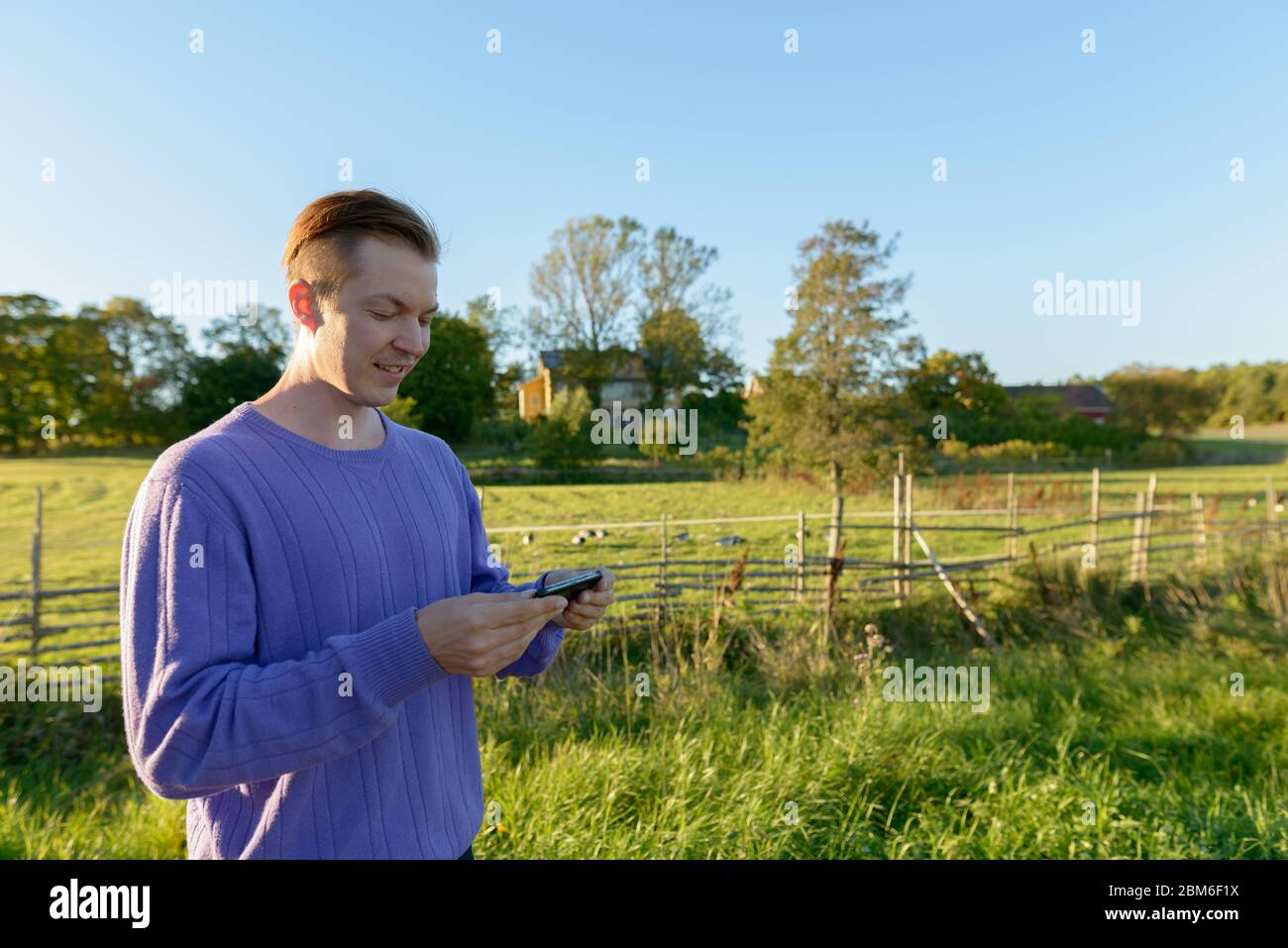 Man using nature hi-res stock photography and images - Alamy