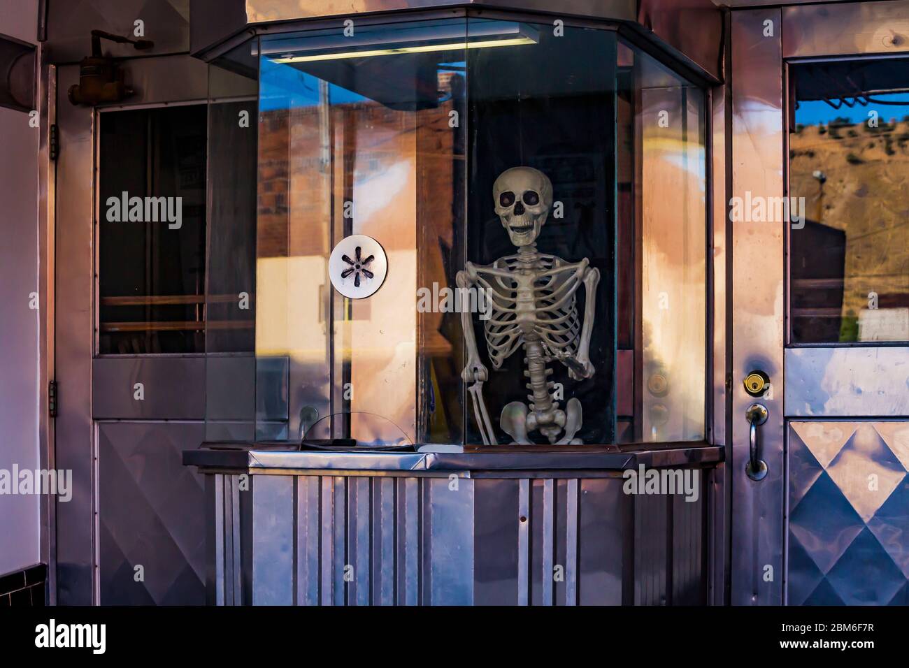 Theatre box office old hi-res stock photography and images - Alamy