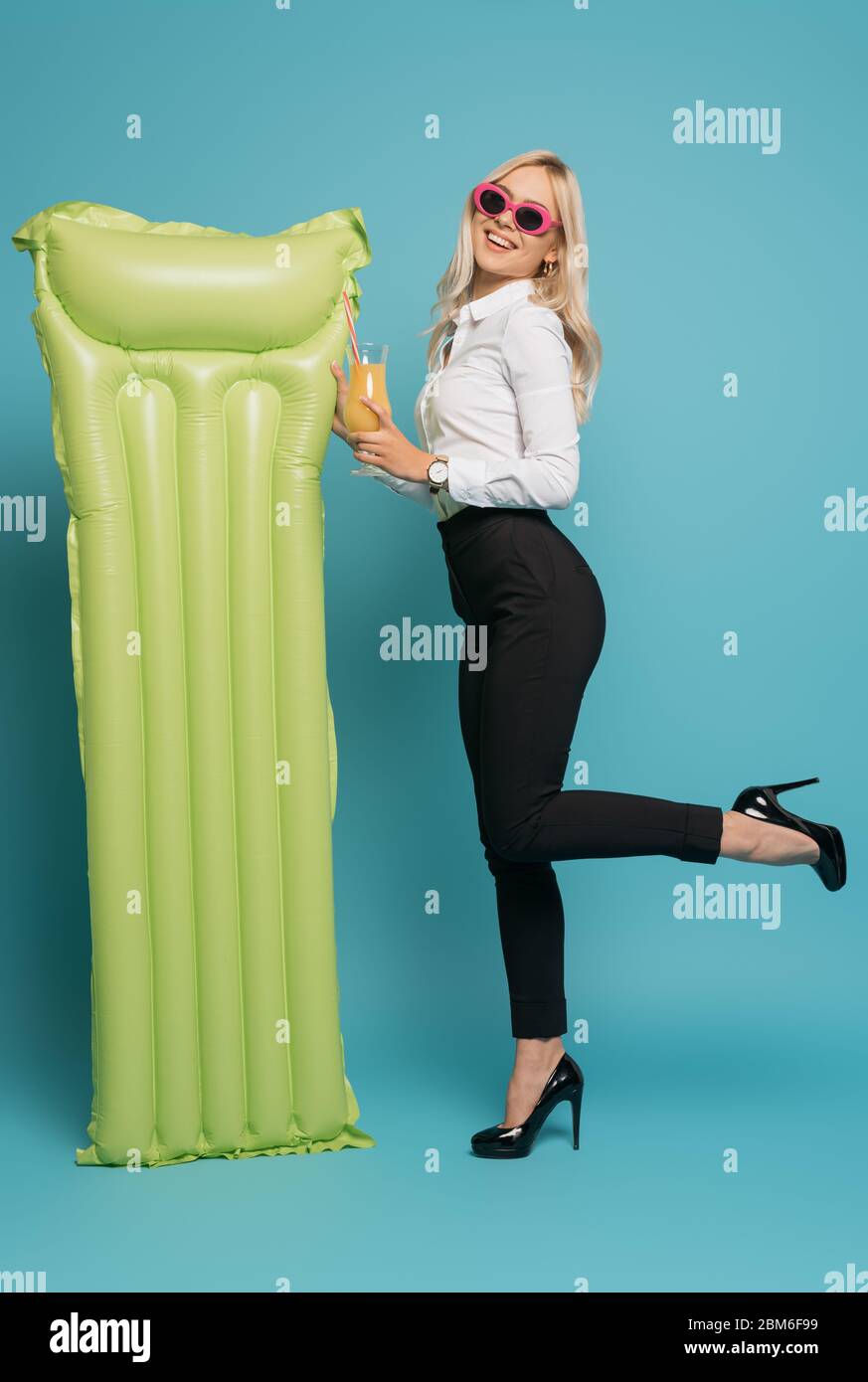 Blonde woman high heels full hi-res stock photography and images - Alamy