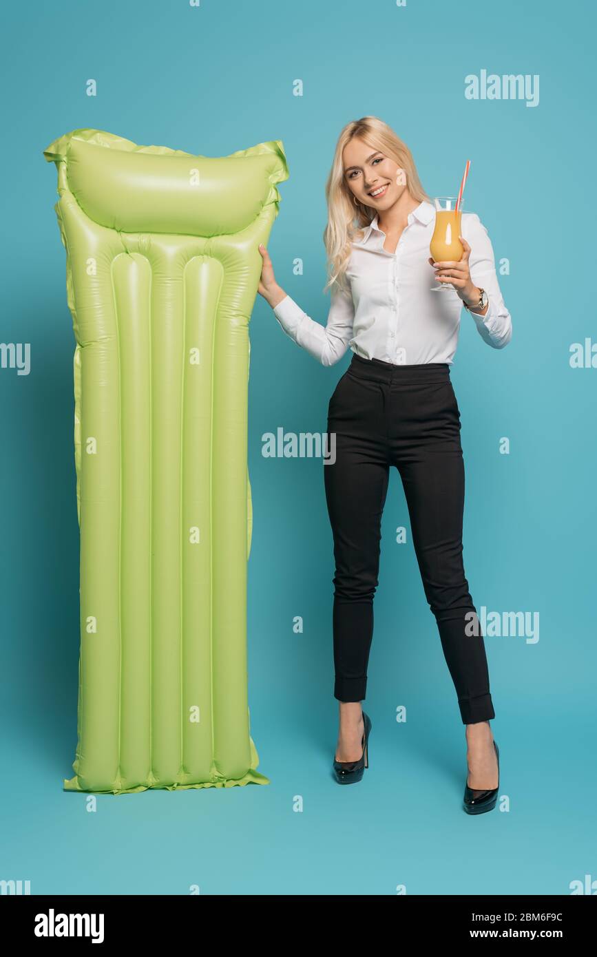 Blonde woman high heels full hi-res stock photography and images - Alamy