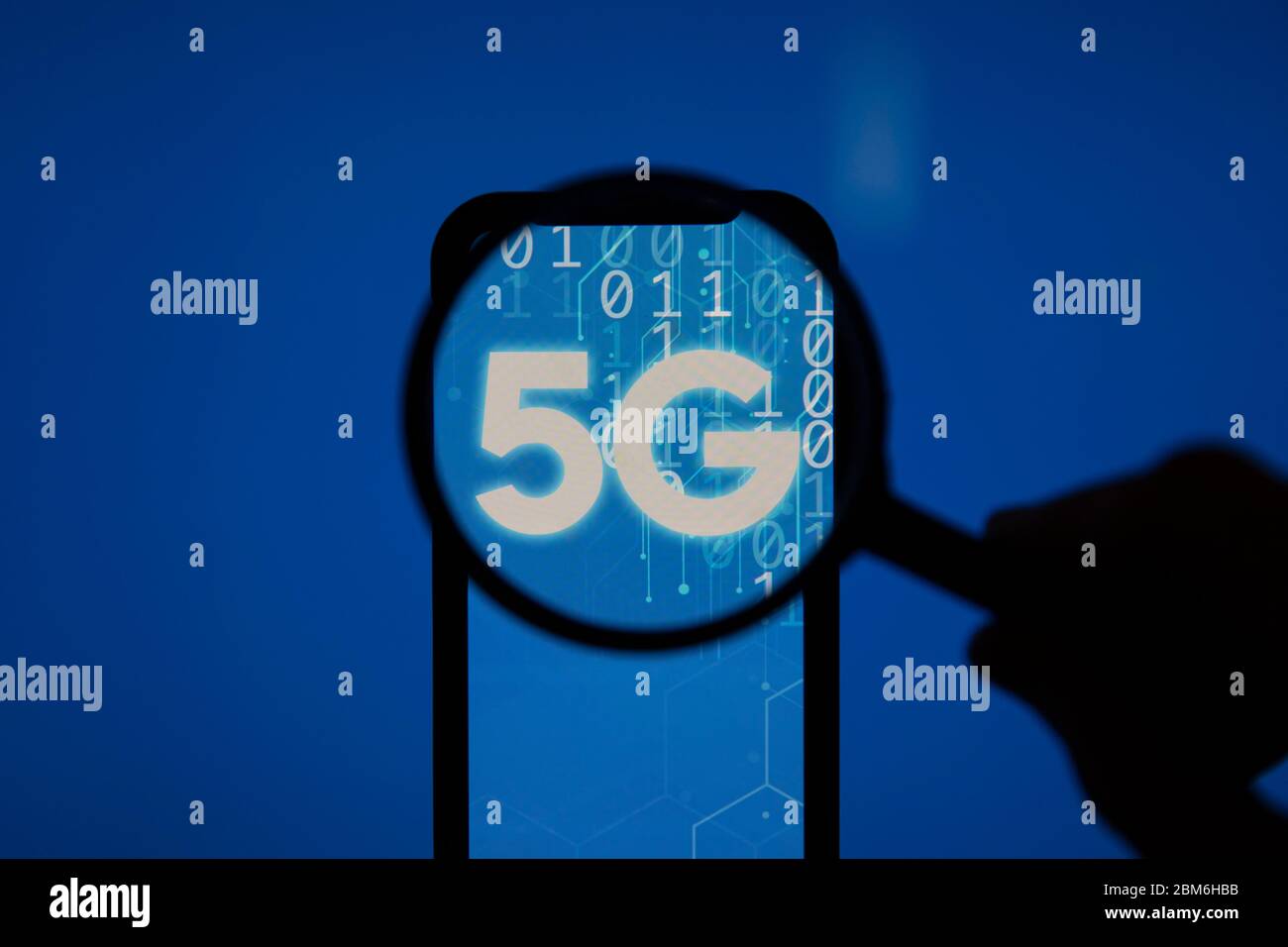 5g mobile technology hi-res stock photography and images - Alamy
