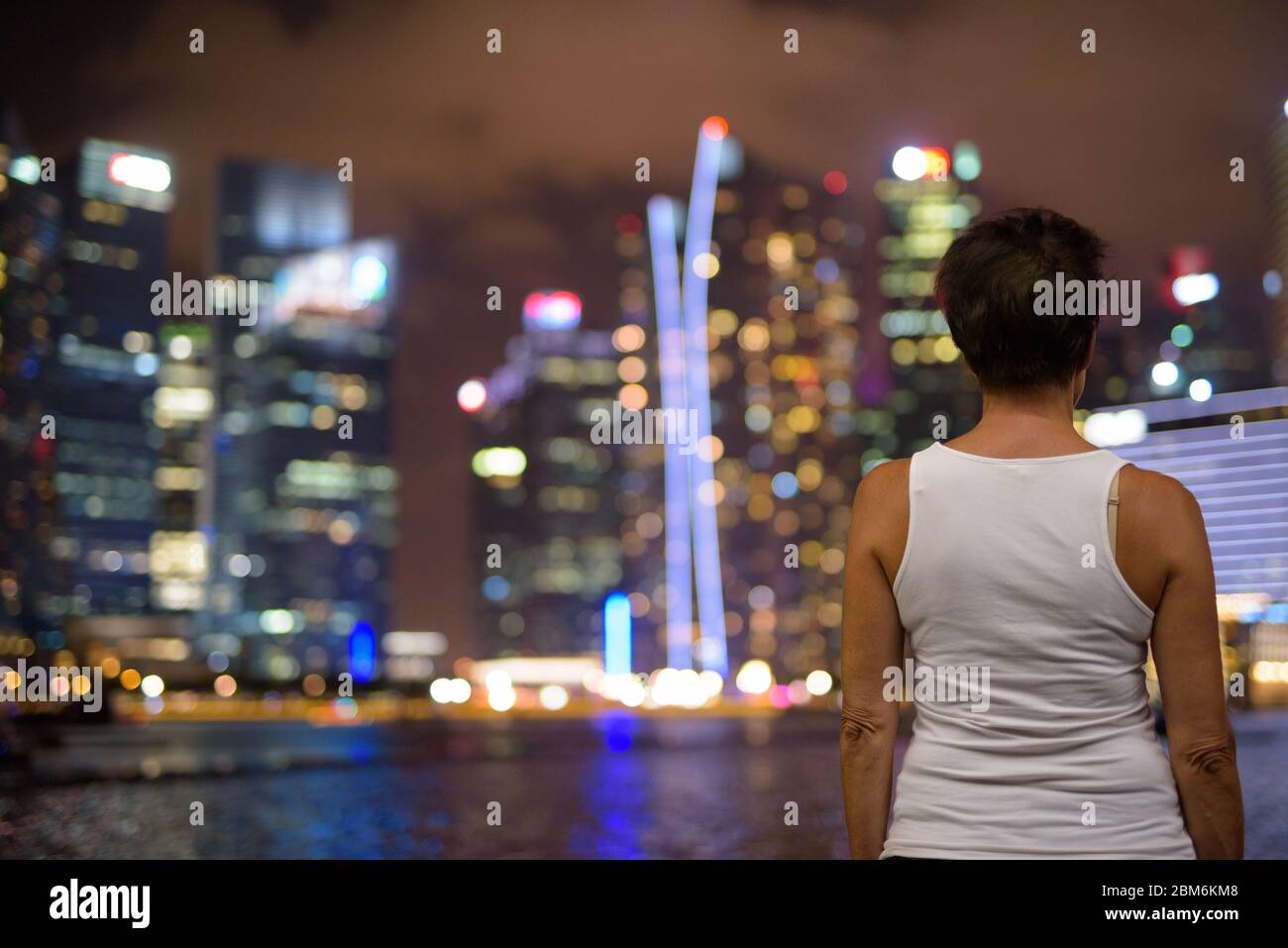 Mature woman rear hi-res stock photography and images - Alamy