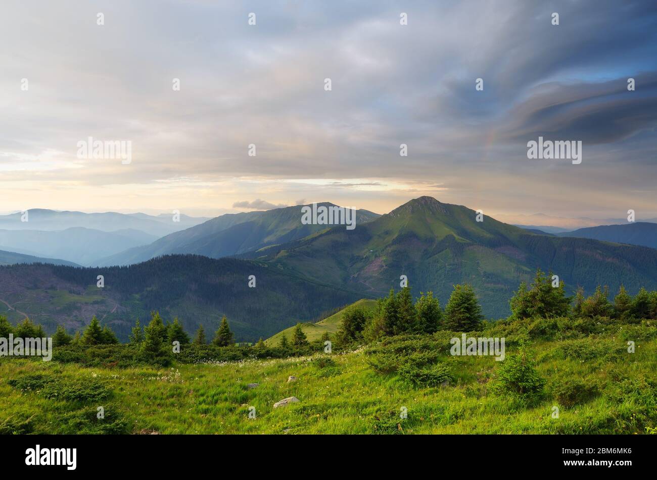 Summer mountain alp hi-res stock photography and images - Alamy