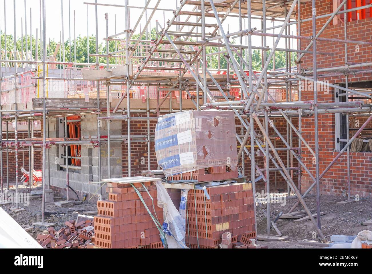 Abandoned, empty, deserted house building UK construction site Stock ...