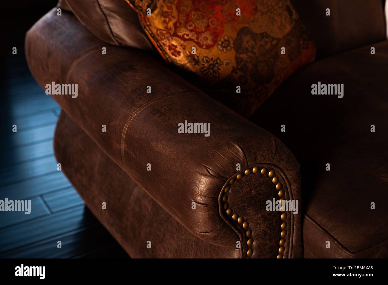 Modern dramatic interior design aesthetic Stock Photo - Alamy