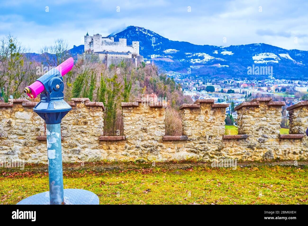 Keep an overview hi-res stock photography and images - Alamy
