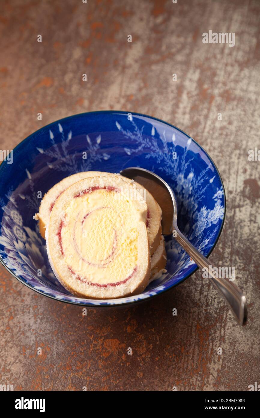 Arctic roll ice cream hi-res stock photography and images - Alamy