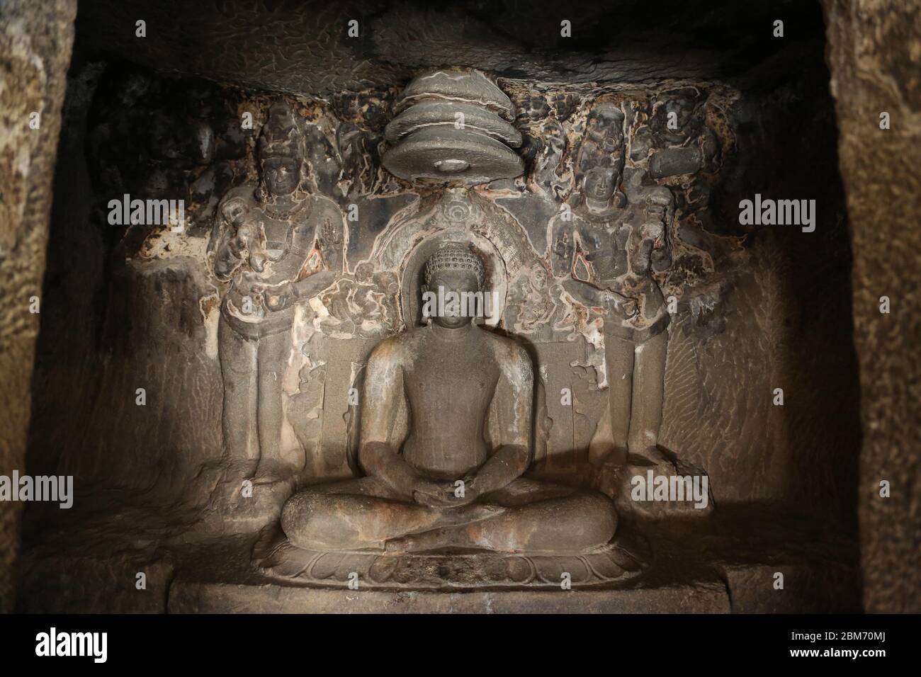 Statue at ellora caves hi-res stock photography and images - Alamy