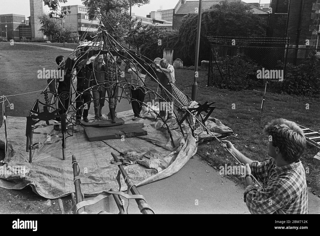 14/43/2014/43/14 Altab Ali Arch installation 1989 Stock Photo - Alamy