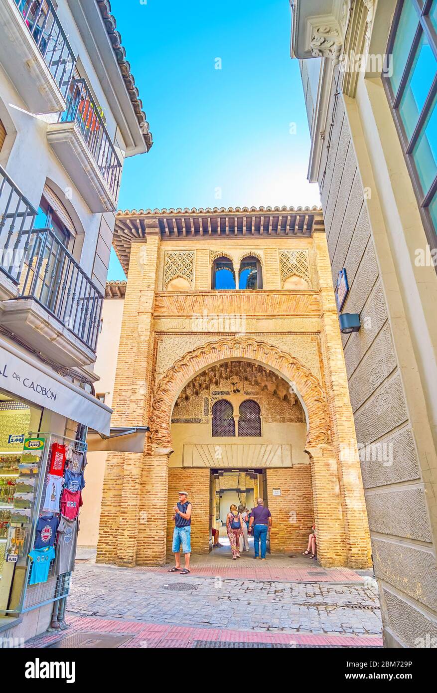 GRANADA, SPAIN - SEPTEMBER 25, 2019: The gate of medieval arab Corral ...