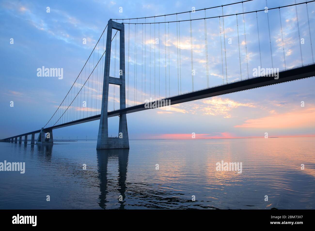 Crossing the oresund bridge hi-res stock photography and images - Alamy