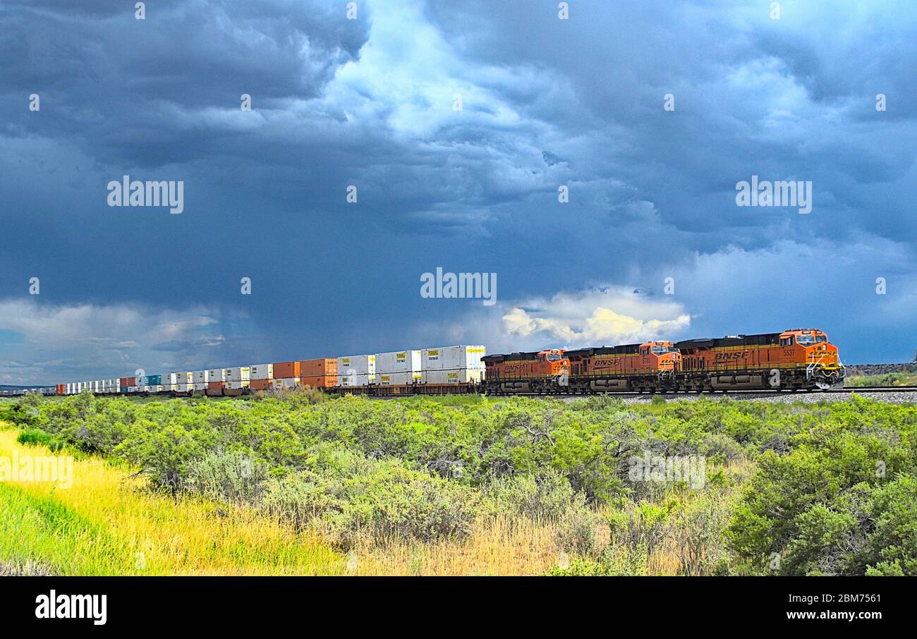 Midwest plains hi-res stock photography and images - Alamy
