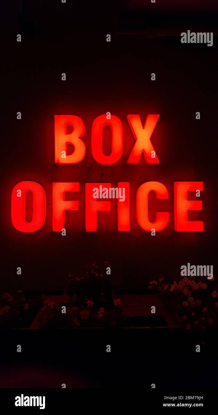 Lollywood sign hi-res stock photography and images - Alamy