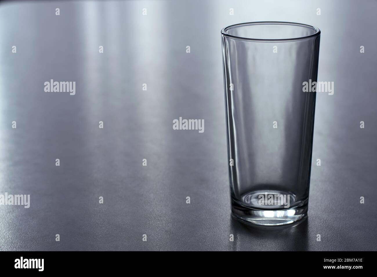 Emptyglass hi-res stock photography and images - Alamy