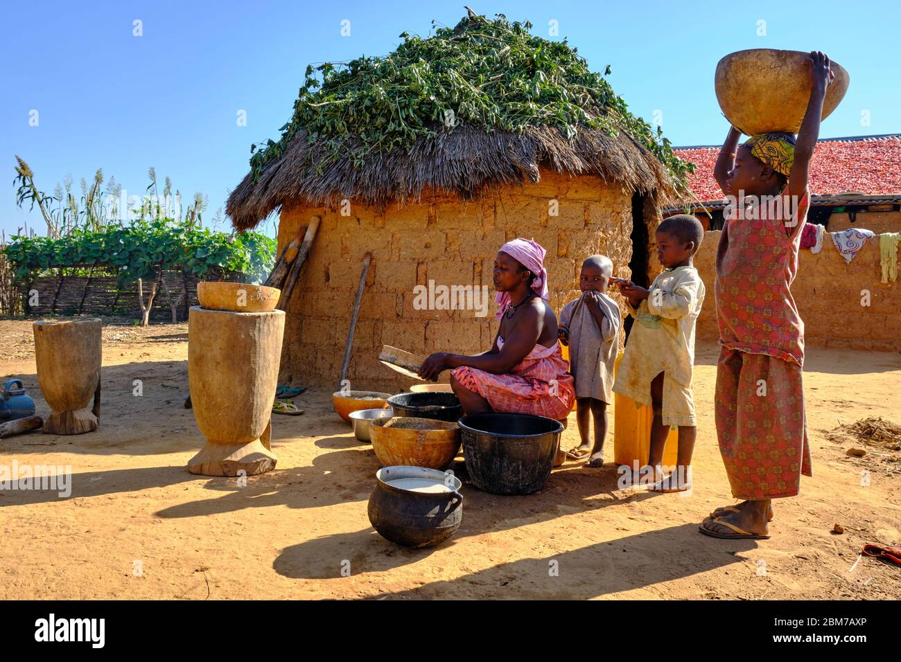 Nigeria village people hi-res stock photography and images - Alamy