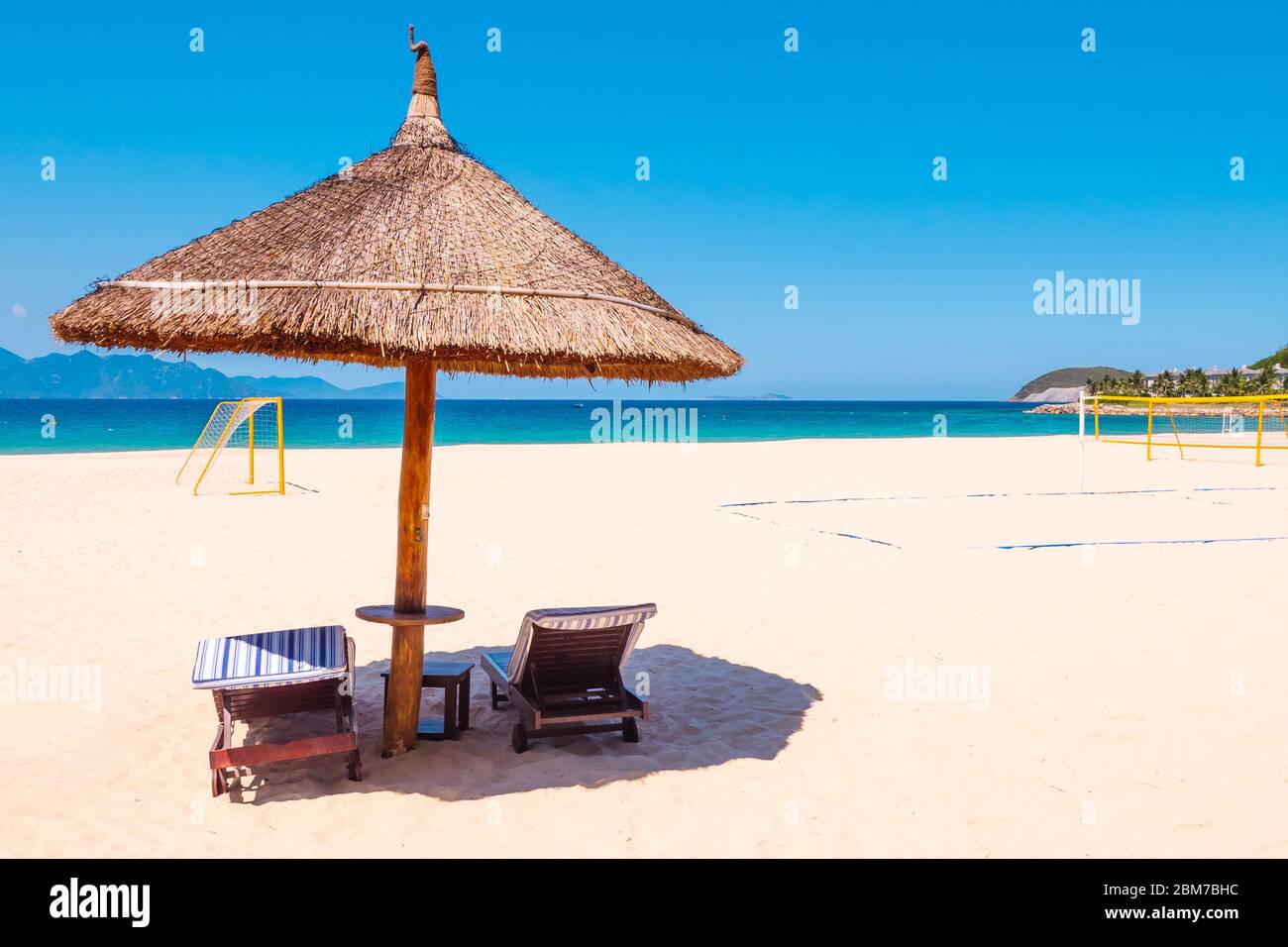 Beautiful summer vacation near ocean Stock Photo - Alamy
