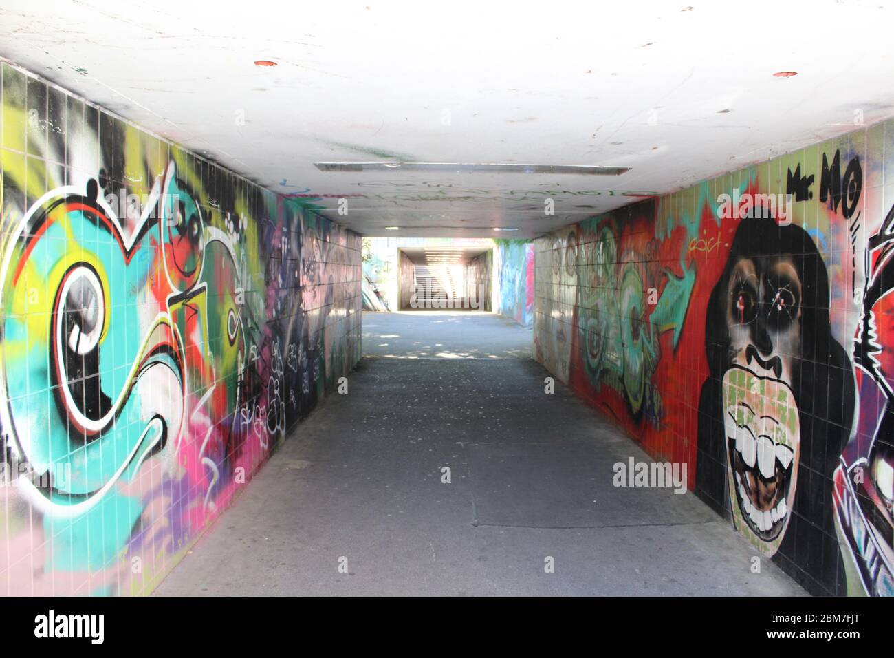 Underpass tunnel subway graffiti hi-res stock photography and images ...