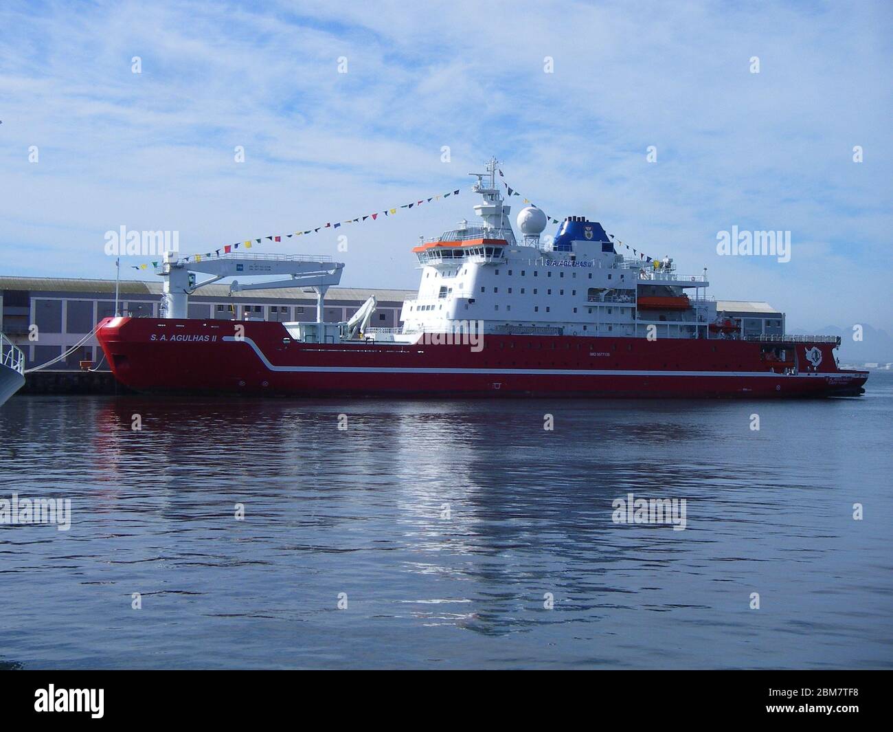 Ship SA AGULHAS II Stock Photo - Alamy