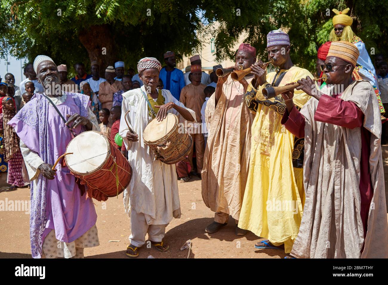 Musicians playing traditional Nigerian instruments during the ...