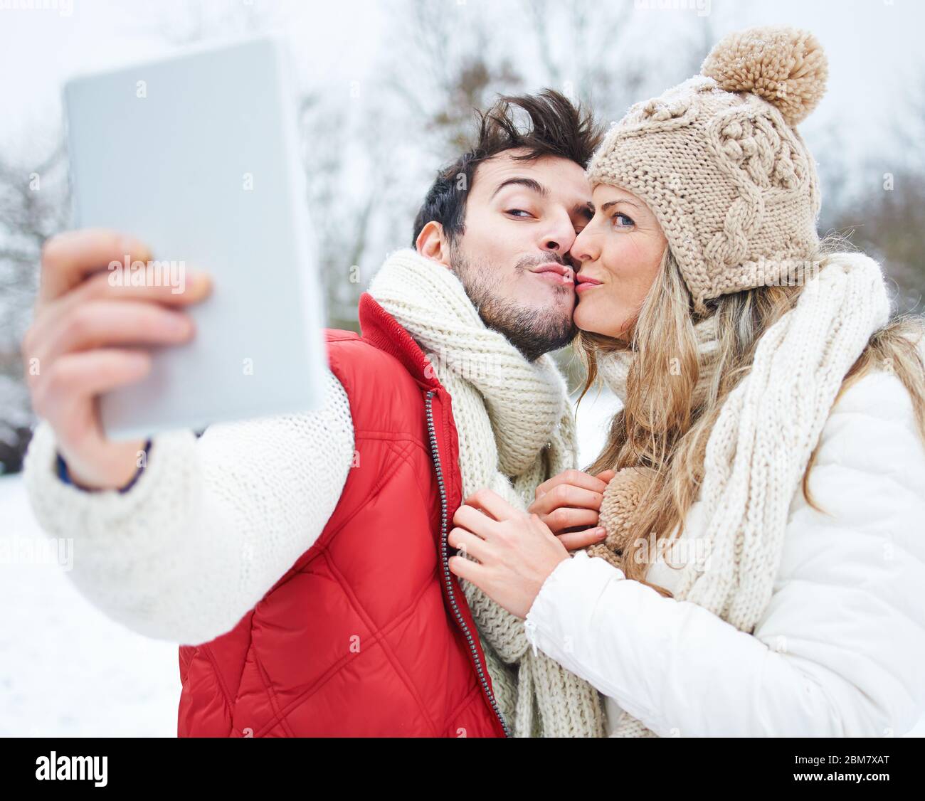Lips kissing hi-res stock photography and images - Alamy
