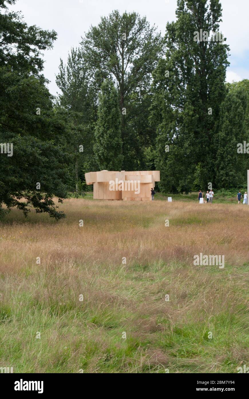 Summer House Timber Steam Bent Plywood Pavilion Serpentine Galleries ...