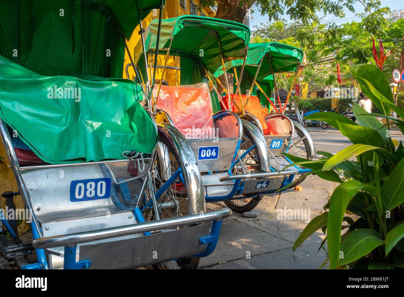 Vietnamese rickshaw hi-res stock photography and images - Alamy