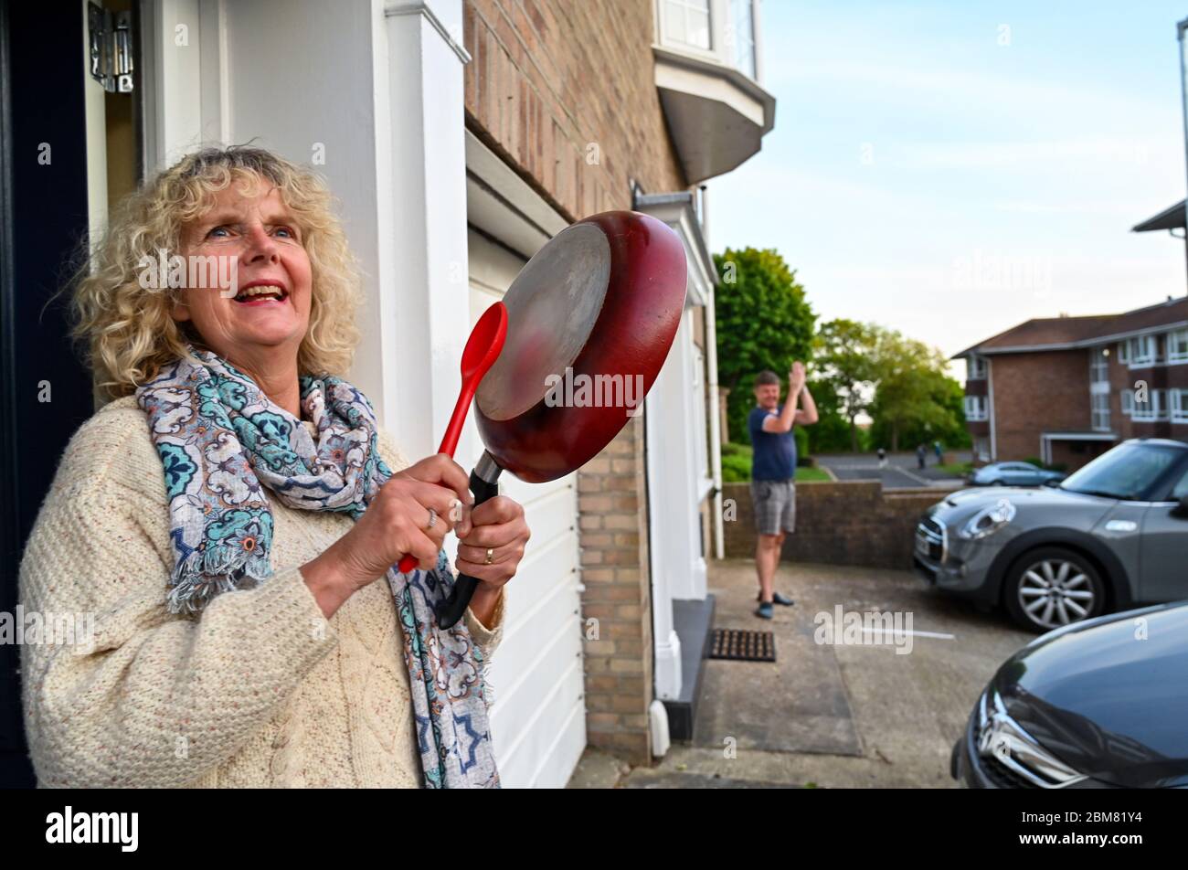 Thank you nhs clap pots hi-res stock photography and images - Alamy