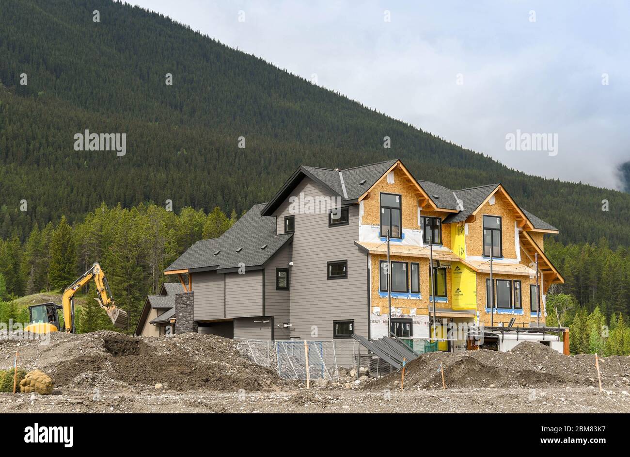 New homes being built in hi-res stock photography and images - Alamy