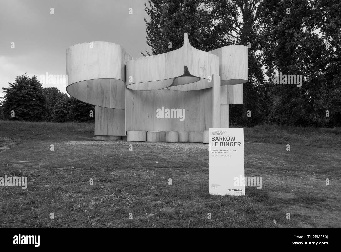 Summer House Timber Steam Bent Plywood Pavilion Serpentine Galleries ...