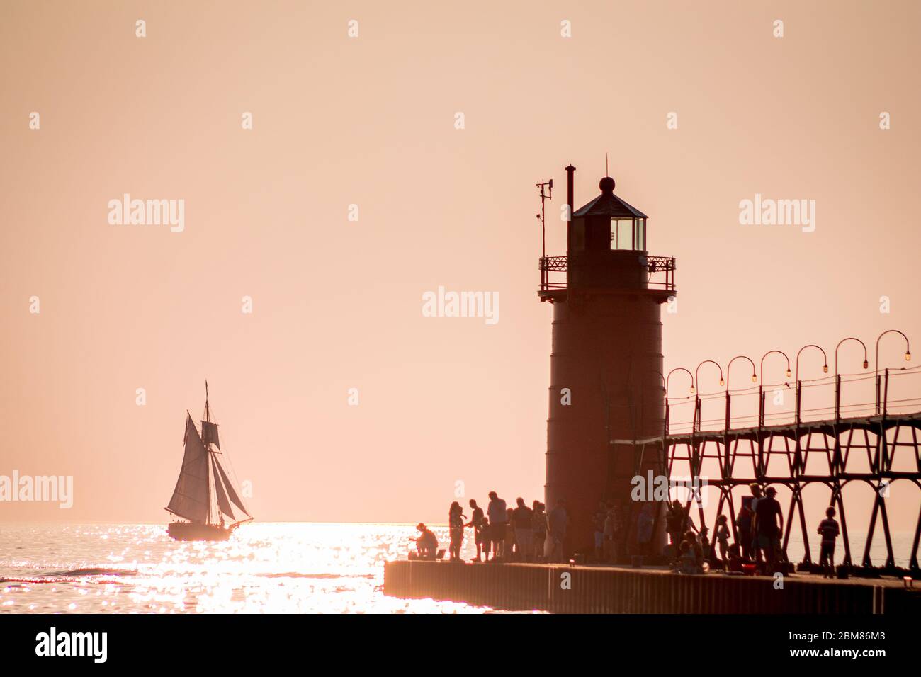 Tall ship expedition hi-res stock photography and images - Alamy