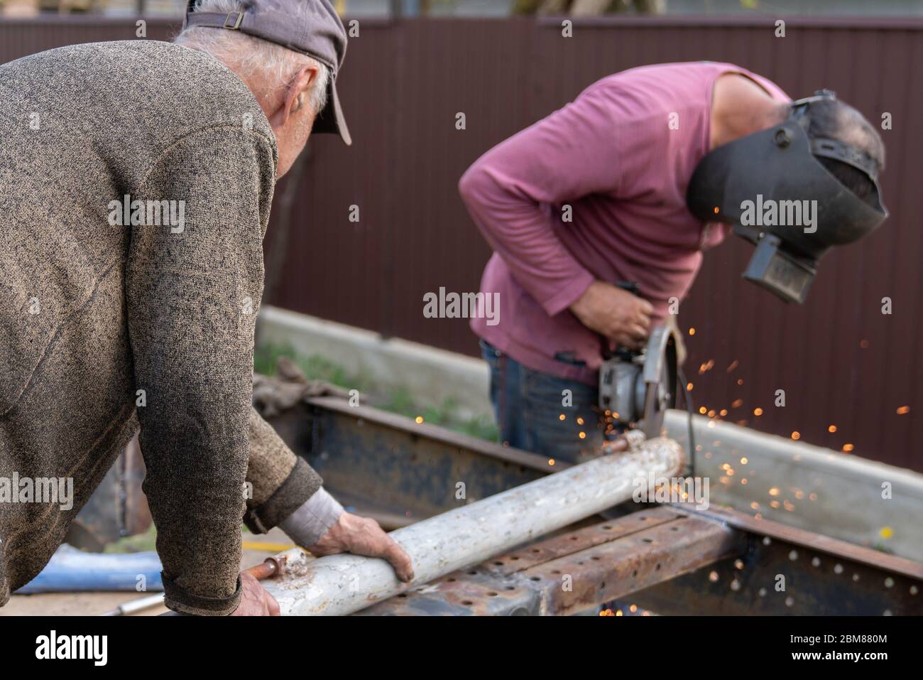 Metal cutting technician, technicians are using fiber cutting platform ...