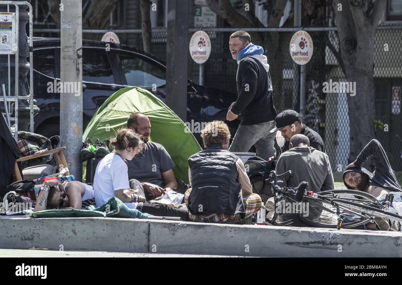 Homeless camp san francisco hi-res stock photography and images - Alamy
