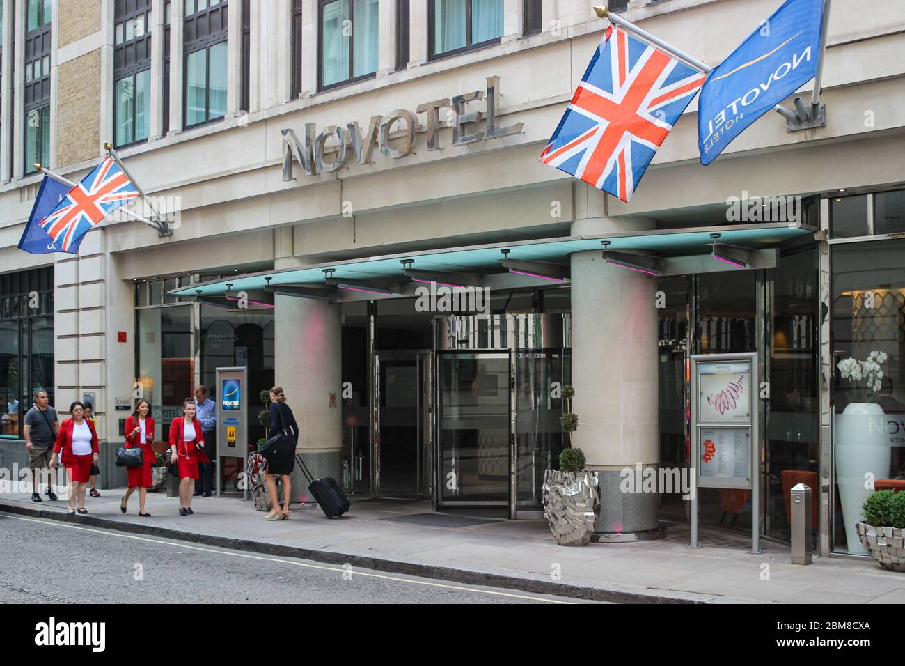 Novotel London Tower High Resolution Stock Photography and Images - Alamy
