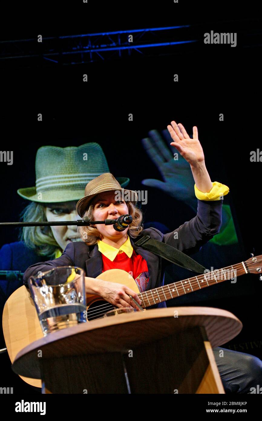 Cerys Matthews Welsh singer songwriter DJ & author performing on stage ...